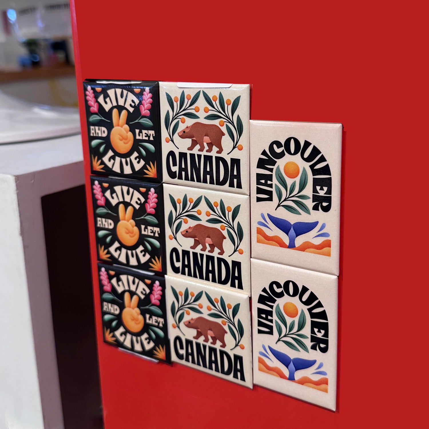 MAKE Original - Vancouver Whale Julie Solvstrom - Magnet – MAKE Vancouver